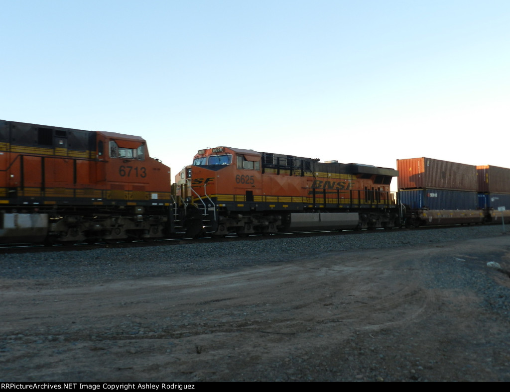BNSF 6625